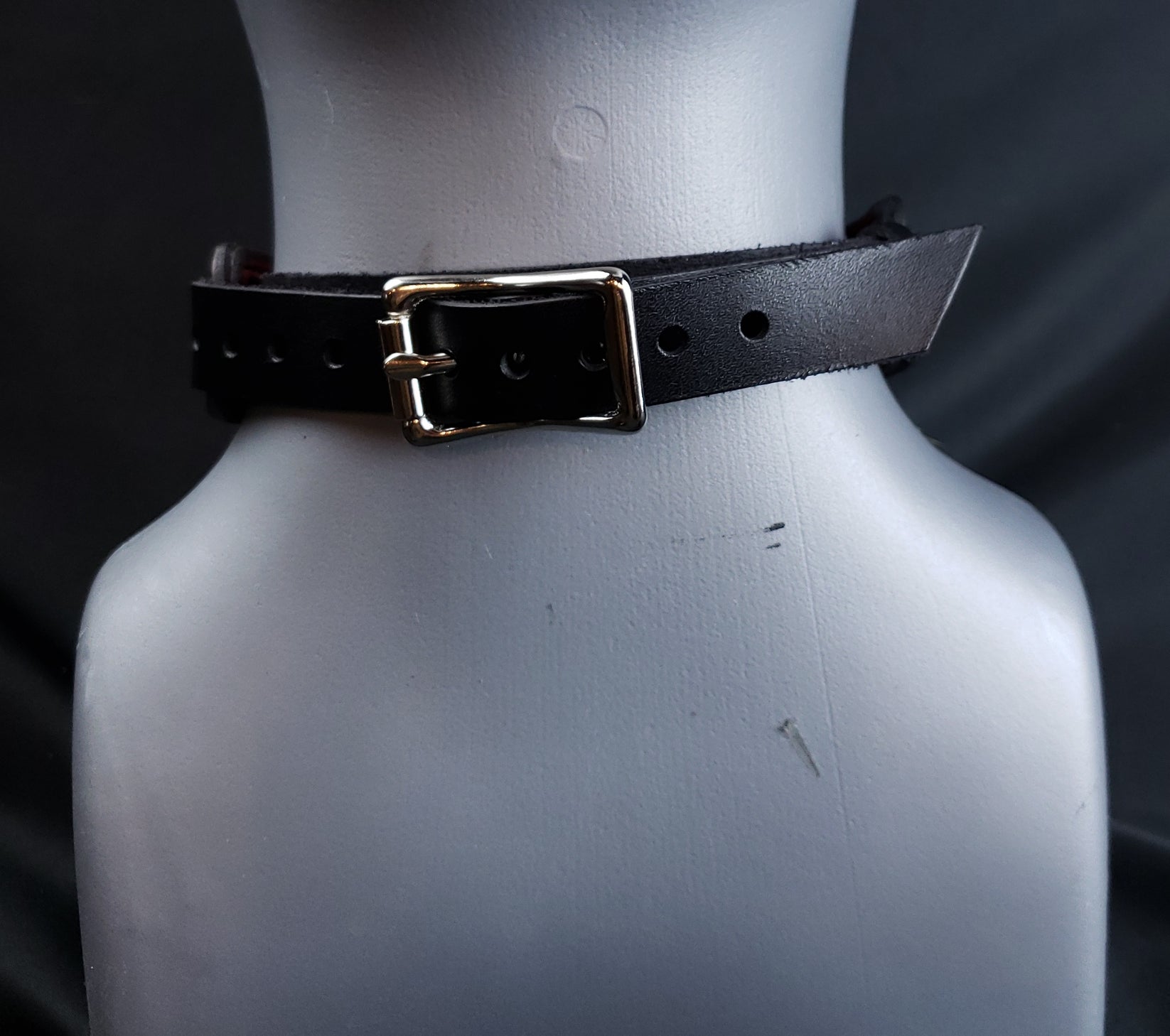 The Leather Heart Collar and cuffs- Made to Order- Choose your Color ...